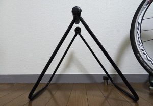 【自転車】ミノウラのディスプレイスタンドDS-30 BLT購入レビューとDS-30CFBとの違い - ESCAPE Airと自転車ライフ